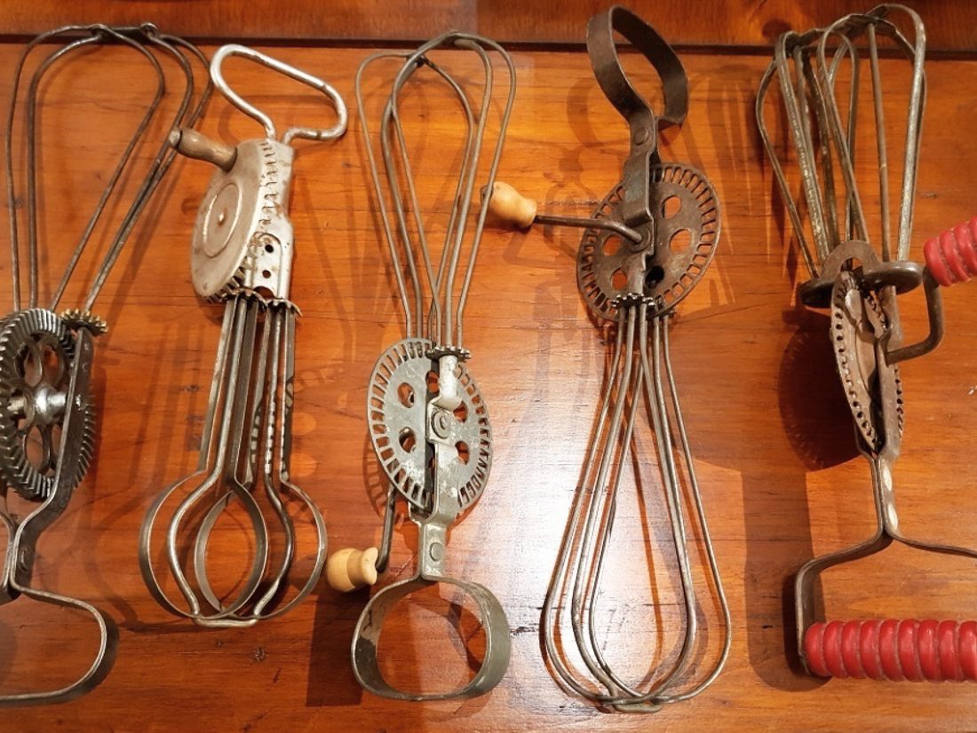 Vintage hand mixers: home and professional kitchenware - Loison Museum